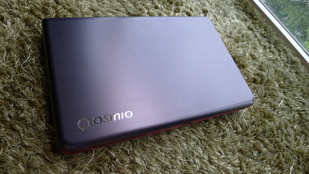 Hands on: Toshiba Qosmio X70 packs the hardware - Techgoondu