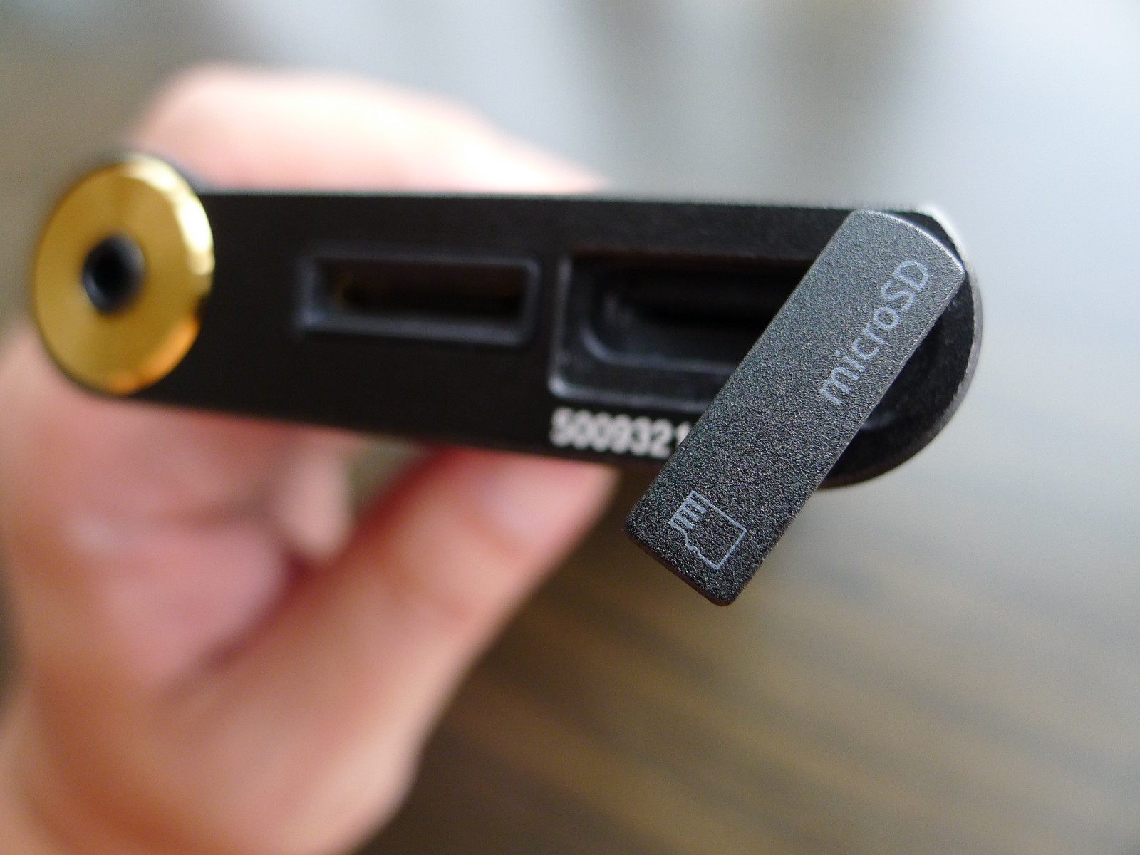 Goondu review: Sony's Walkman NW-ZX2 is top notch, with a price to ...