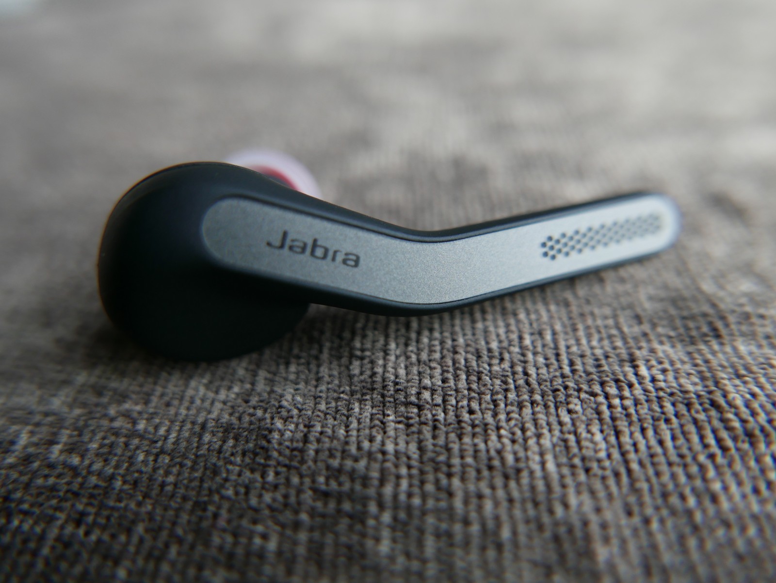 Hands on: Jabra Eclipse - Techgoondu