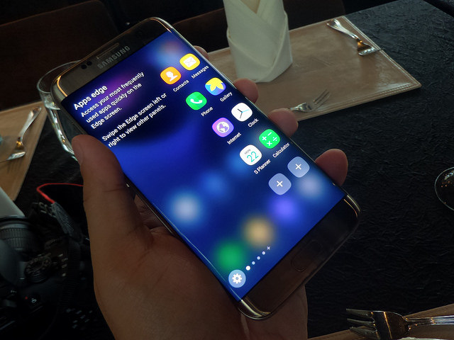 Hands on: Samsung Galaxy S7 edge - Techgoondu
