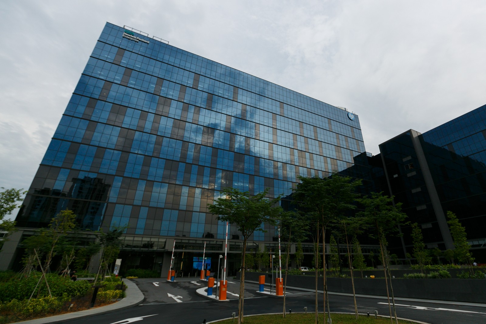 Hewlett-Packard Enterprise to invest US$140 million in innovation ...