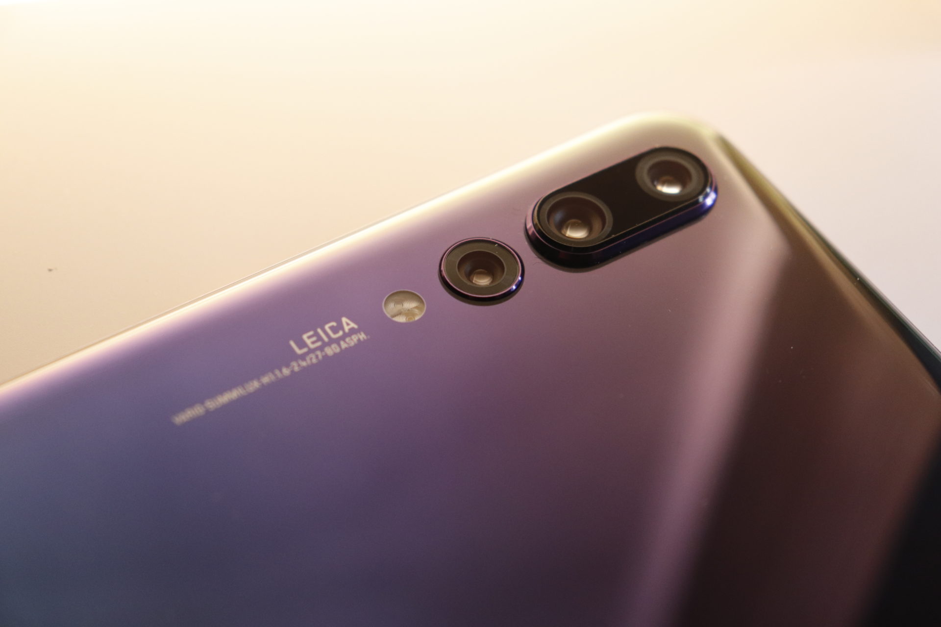 Huawei P20 and P20 Pro sport new cameras to take on Samsung, Apple ...
