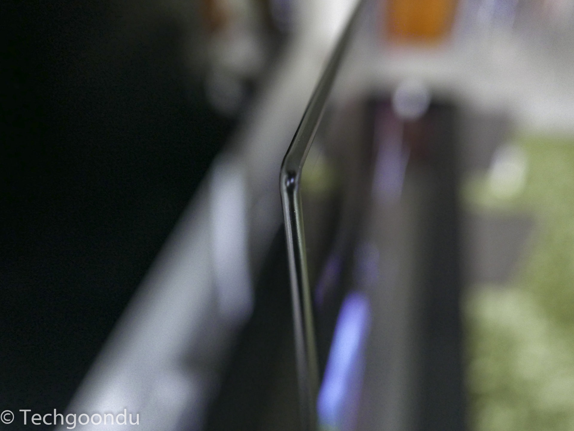 Goondu review: LG C8 impresses as an "entry-level" OLED TV - Techgoondu