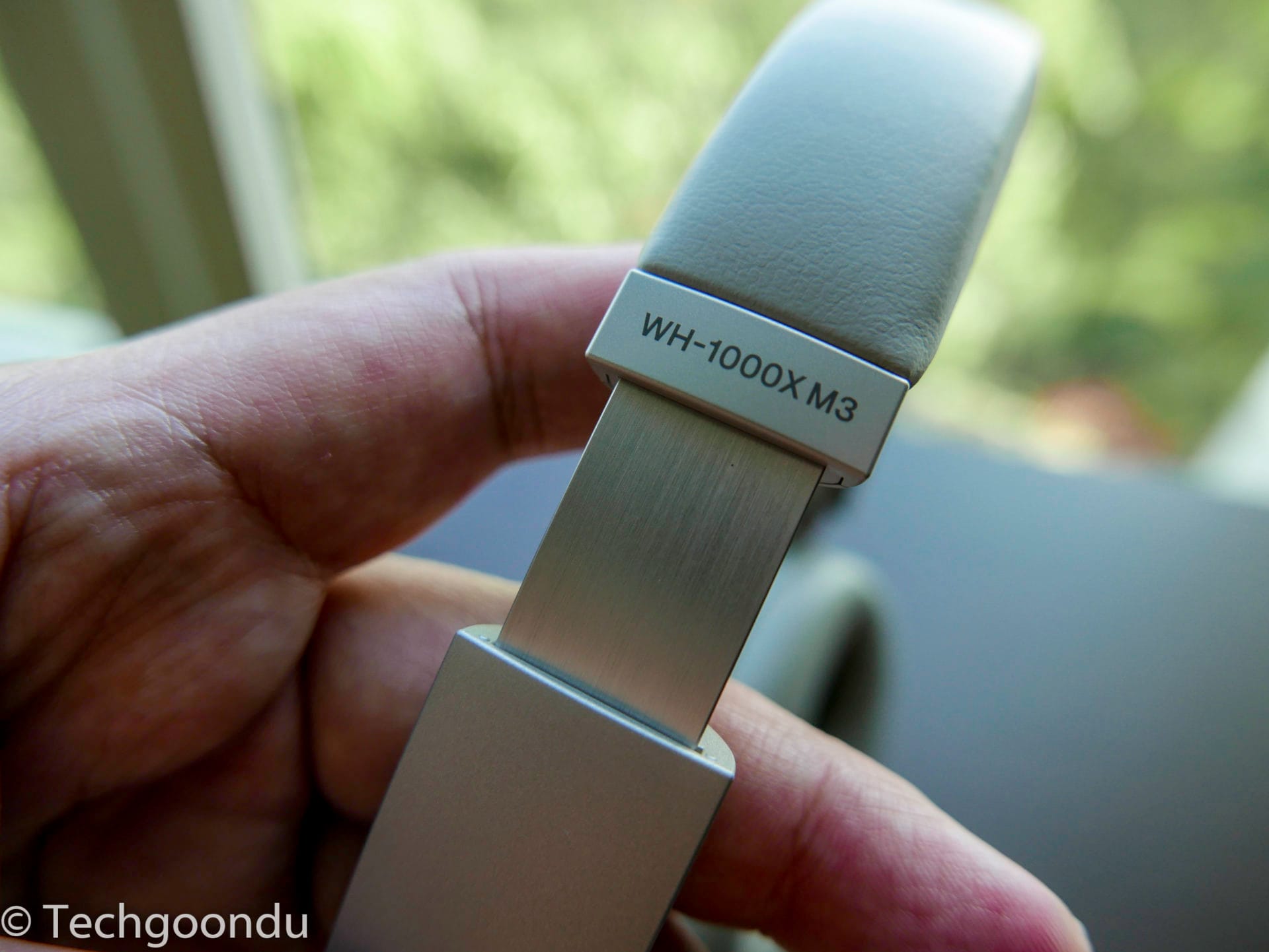 Goondu review: Sony WH-1000XM3 headphones get it right for wireless ...