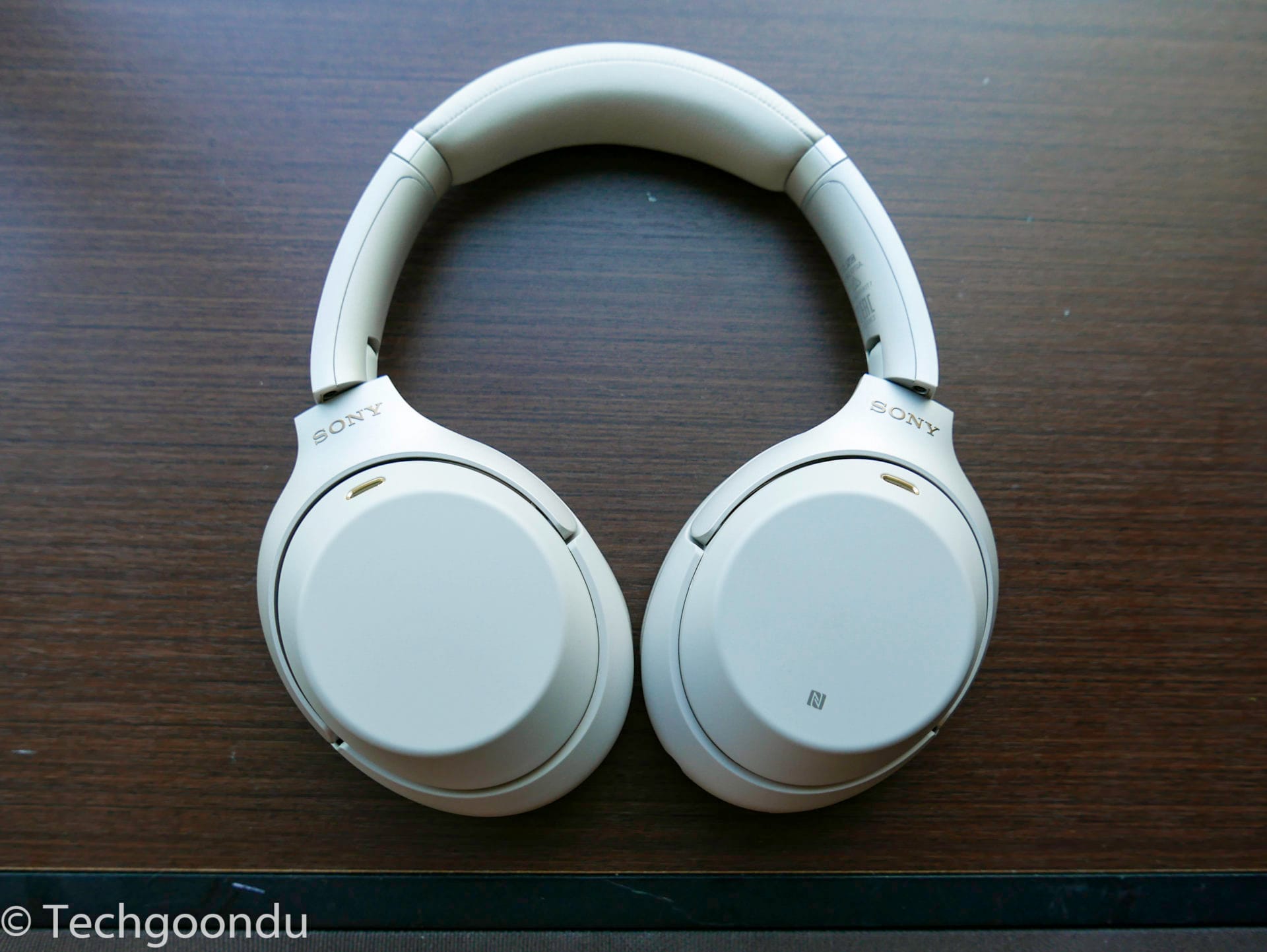 Goondu review: Sony WH-1000XM3 headphones get it right for wireless ...