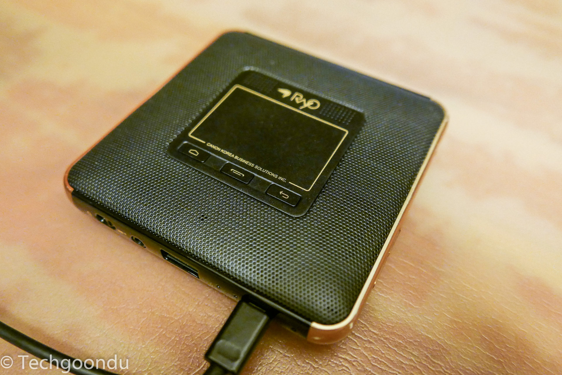 Goondu review: Canon Rayo S1 portable projector - Techgoondu