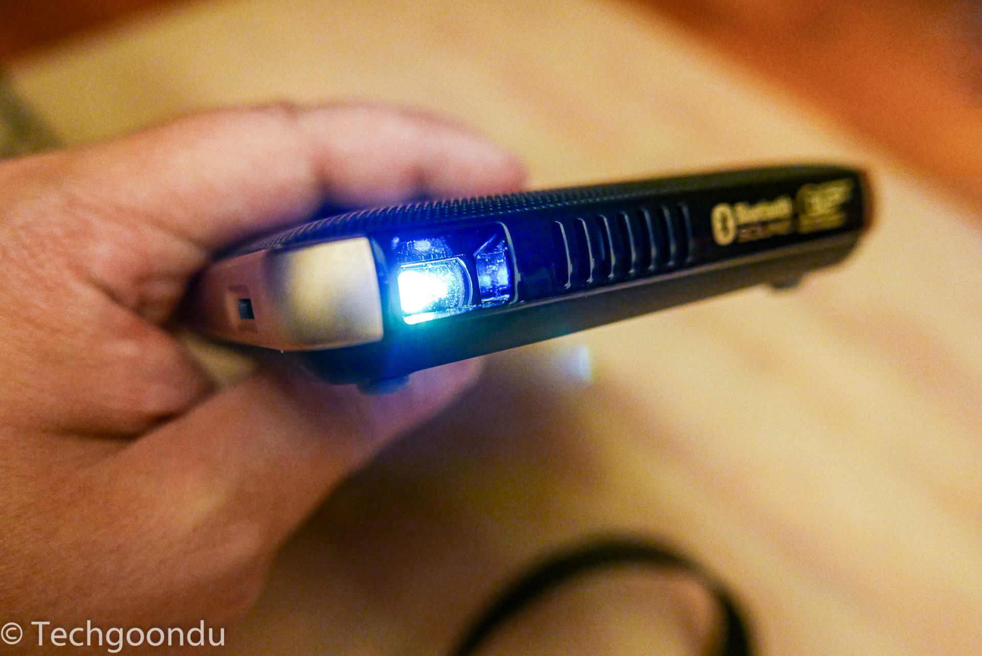 Goondu review: Canon Rayo S1 portable projector - Techgoondu