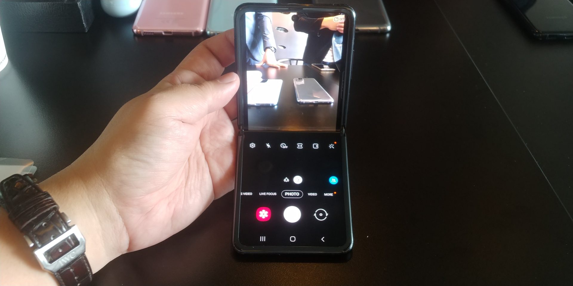 Hands on: Samsung Galaxy Z Flip brings retro style with first foldable ...