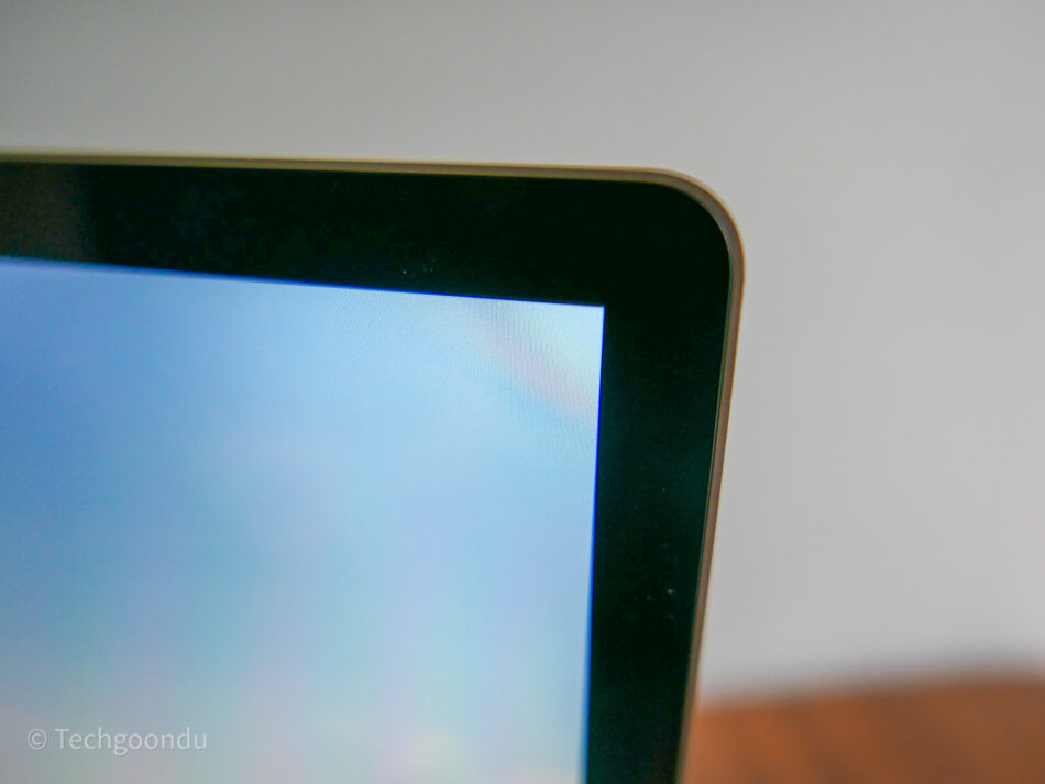 Goondu review: Microsoft Surface Laptop 4 wins with a great screen ...