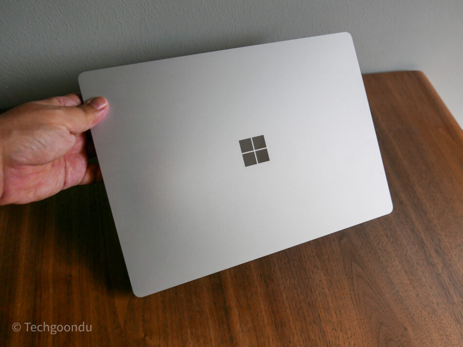 Goondu review: Microsoft Surface Laptop 4 wins with a great screen ...