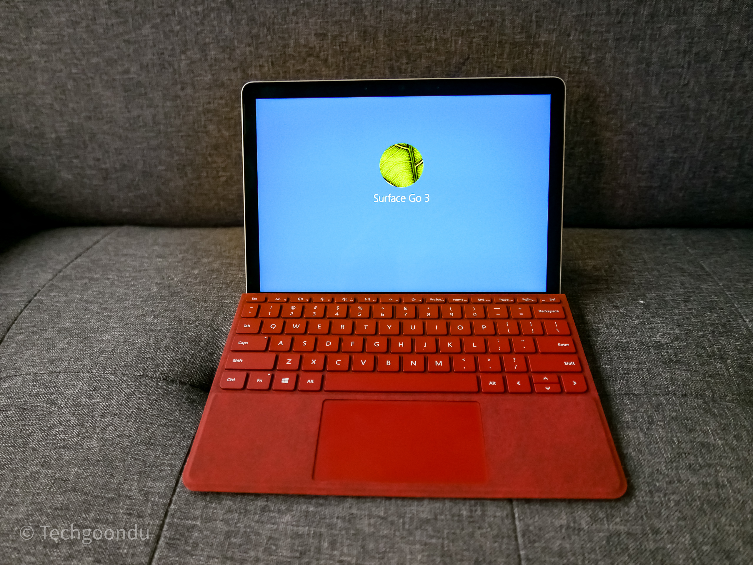Goondu review: Microsoft Surface Go 3 looks decent but doesn't perform ...