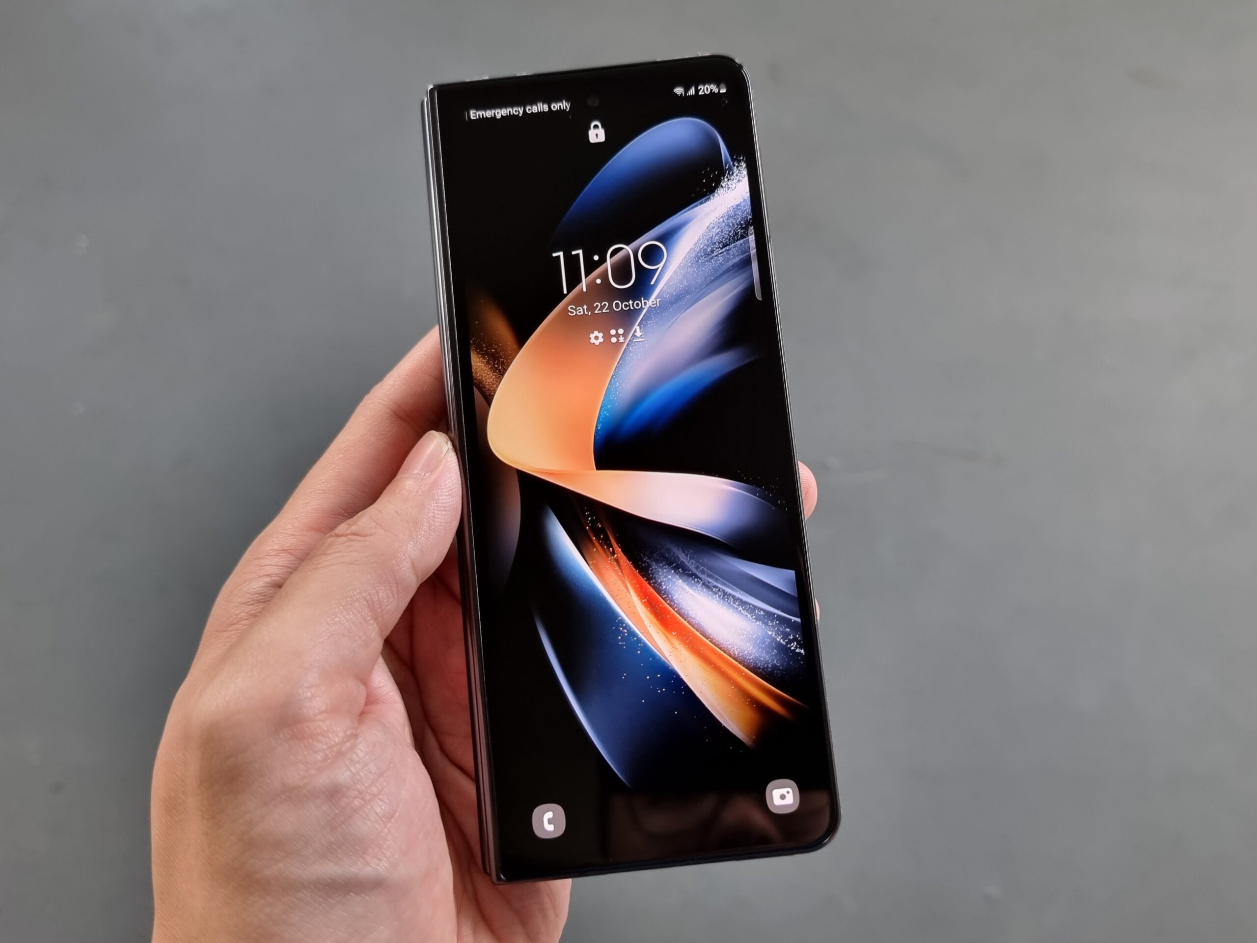Samsung Galaxy Z Fold 4 review: A refined foldable phone, pity the ...