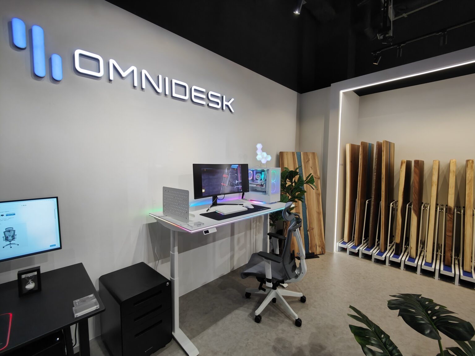 Aftershock opens flagship store at Suntec City, showcasing custom ...