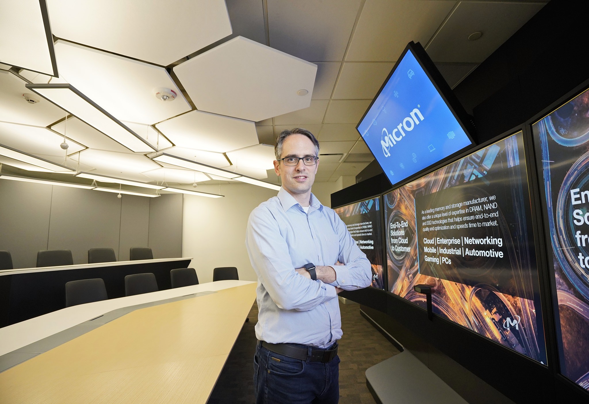 Breaking ground: AI's influence on semiconductor manufacturing - Techgoondu