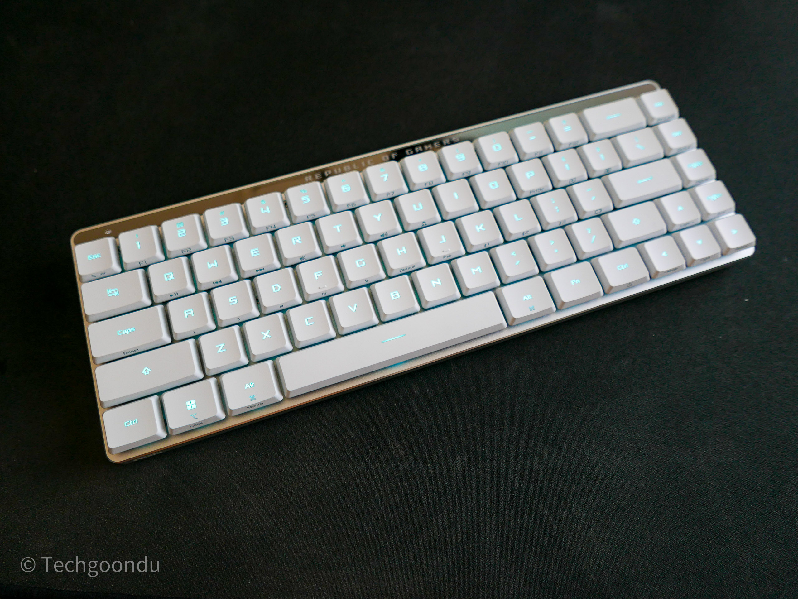 Asus ROG Falchion RX Low Profile keyboard review: Compact and sleek ...