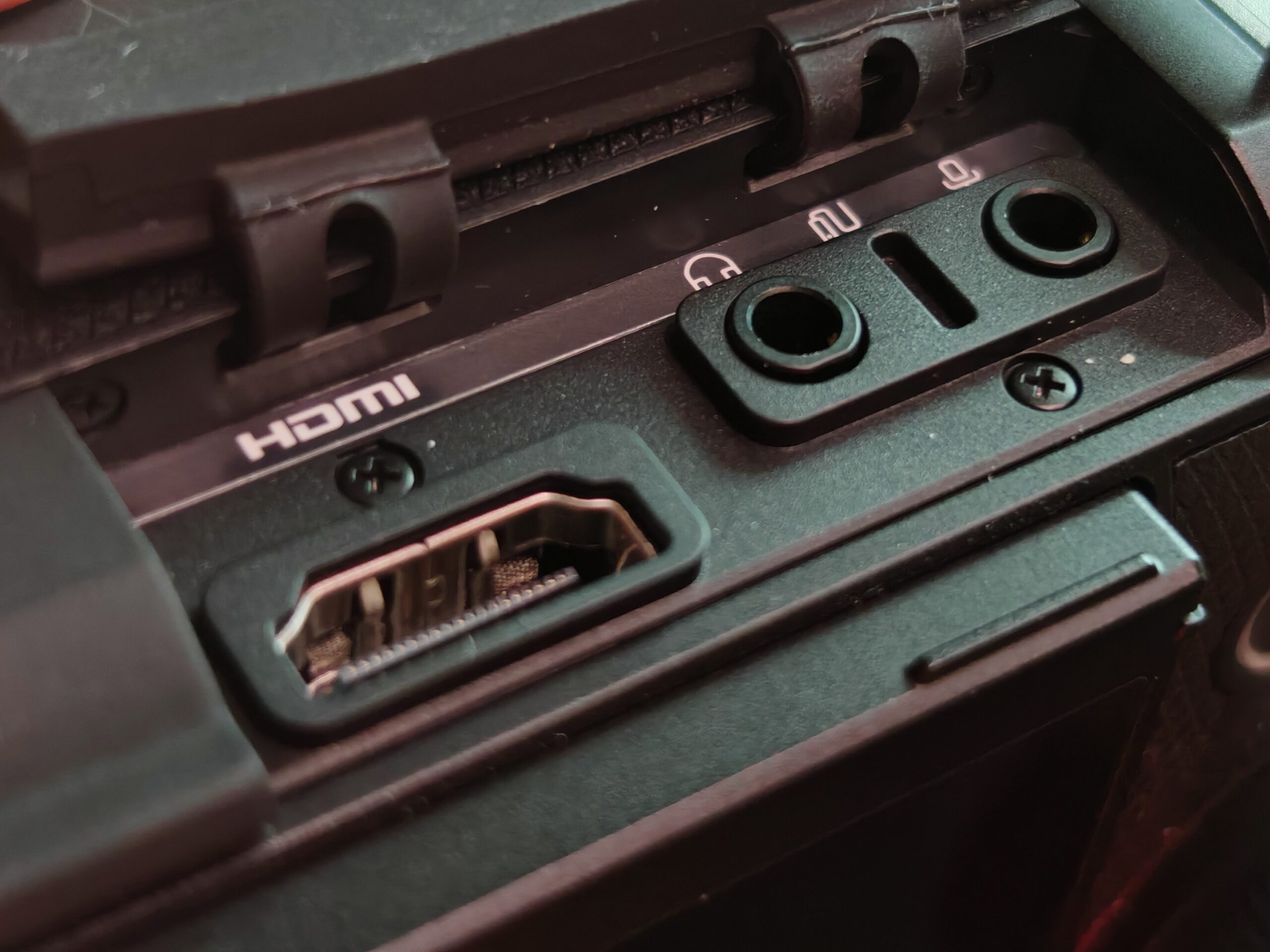 Leica SL3 review: Unique user interface for a mirrorless camera ...
